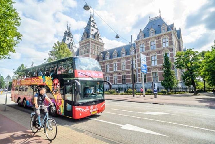 Amsterdam Hop-On/Hop-Off-Bustour, Touren und Sehenswürdigkeiten| City ...