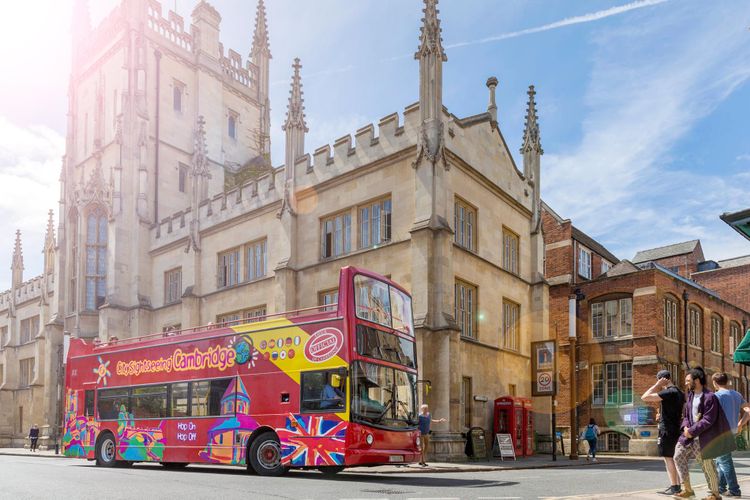 Hop-On Hop-Off Bus Tour Cambridge | City Sightseeing©